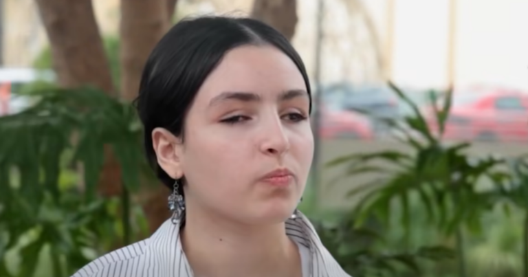 Bac 2026: privée de la vue, Malak Abaouss signe une brillante réussite ...